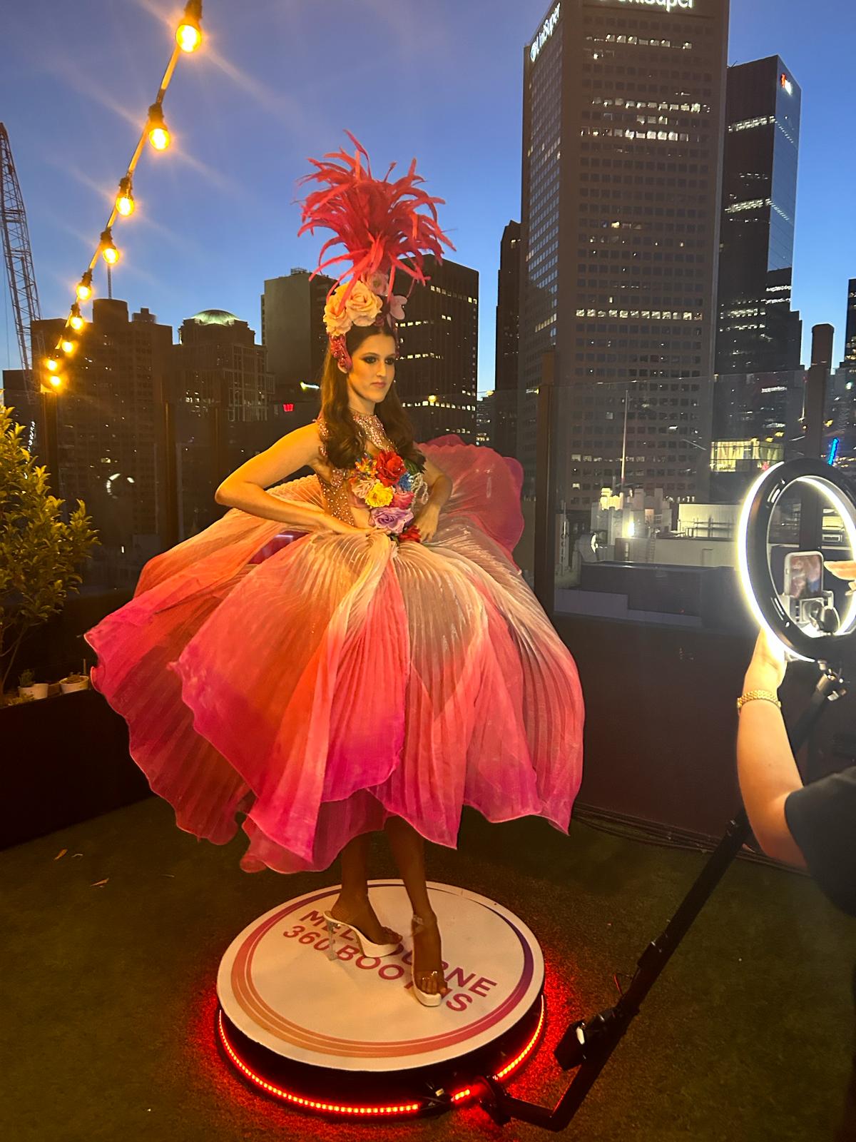The best Photo Booth Melbourne - Melbourne 360 Booth